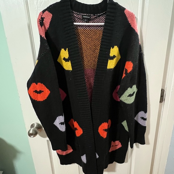 torrid | Sweaters | Torrid Womens Plus Size Lips Print Open Front ...